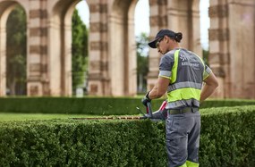 CRAMER OPTIMUS HT71 82V - akumulátorové nůžky na živý plot (bez akumulátoru a nabíječky)