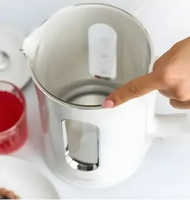 MPM MCZ-126/B bílá / Rychlovarná konvice / 1,5 l / plastová