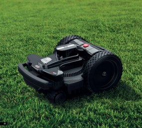 Robotická sekačka na trávu TECHline NEXTTECH BX4 4WD