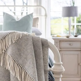 Deka XXL Merino vlna / kašmír Pale Grey & Cream Herringbone 220 x 136 cm John Hanly