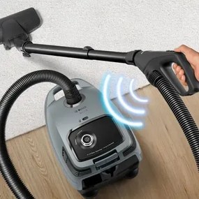 BOSCH BGB6X330 černá / Sáčkový vysavač / 600 W / 4 L / HEPA 13 / 75 dB