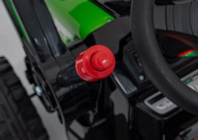 Ramiz Dětský bagr-traktor na baterie zelený + pohyblivé rameno s lžící + dálkové ovládání + pomalý start + FM rádio + LED