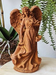 Dekorativní rezavá figurka anděl s holubicí - 12*10*23 cm