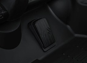 Ramiz Vozidlo Lamborghini Veneno červené