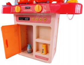 Dětská kuchyňka s lednicí a 170 plynovými varnými deskami