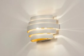 Nástěnné svítidlo do obýváku Dion White and Gold