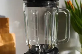 Huslog Stolní mixér černá / 1200 W / 1.5 L
