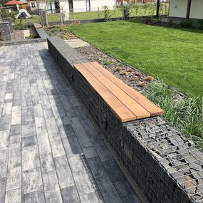 KULHÁNEK zahradní nábytek Sedák na gabion Odstín nátěru: individuální, Šířka sedáku na gabion / zídku: 35 cm, Délka sedáku na gabion / zídku: 100 cm