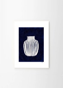 THE POSTER CLUB Autorský plakát Blue Vase by Ana Frois 30 x 40 cm, modrá barva, papír