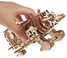 Ugears 3D dřevěné mechanické puzzle Letadlo Mad Hornet
