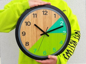 Dřevěné nástěnné hodiny Paris 33 cm - výběr z 5 provedení