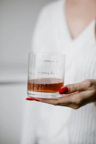 Bella Rose Sklenice na whisky Neptej se, čirá barva, sklo, 250 ml