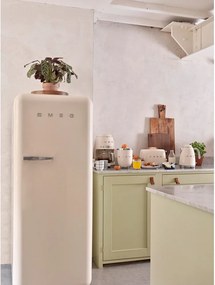 Krémově bílá rychlovarná konvice SMEG 50's Retro Style