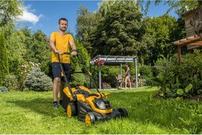Riwall PRO RALM 3820 akumulátorová travní sekačka 20 V (bez baterie a nabíječky)