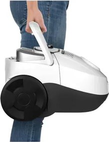 SENCOR SVC 5500WH bílá / Sáčkový vysavač / 700 W / 2L / 75 dB / 8m rád