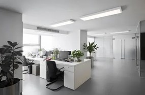 LED svítidlo LEDVANCE SURFACE Multilumen 1274x374mm 38W/31W/27W 3000K/4000K UGR<19