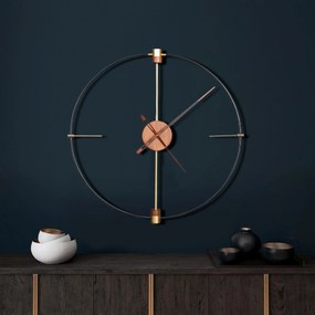 Dekorační kovové nástěnné hodiny v moderním minimalistickém stylu