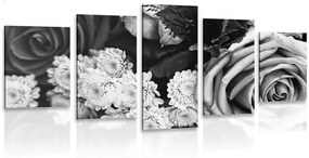 5-dílný obraz kytice růží v retro stylu v černobílém provedení - 100x50 cm
