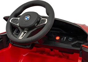 Elektrické autíčko BMW M4 červené