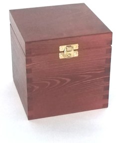 Dřevěná krabička s víkem a zapínáním - 13x13x13,5 cm, nátěr ořech