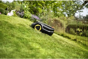 Bezdrátová robotická sekačka Kärcher RCX 4 pro plochy do 1500 m2