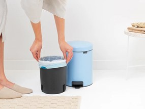 Brabantia NEWICON Pedálový odpadkový koš 5 l - světle modrá