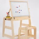 Dětský psací stůl s magnetickou tabulí + židle