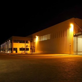 LED Solution Černý LED reflektor 150W Premium Barva světla: Teplá bílá 475