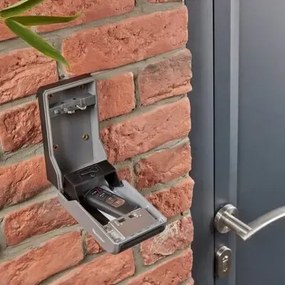 Master Lock 5481EURD Nástěnná bezpečnostní schránka