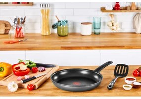 Tefal - Pánev EASY CHEF 28 cm