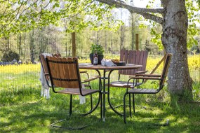 Zahradní sestava stolku a jídelních židlí Venture Home HOLMSUND | černá, přírodní 6090-408