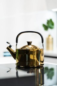 Varná konvice z nerezové oceli v leskle zlaté barvě 1,5 l Diamante – Vialli Design