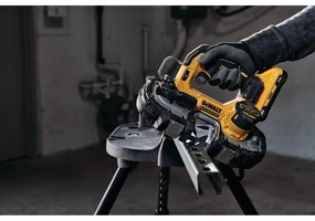AKU pásová pila DeWALT DCS377NT 18V, bez aku a nabíječky, Tstak