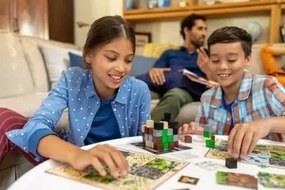 Ravensburger Minecraft: Builders  Biomes / Délka hry 30 minut / počet