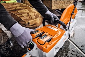 AKU rozbrušovačka STIHL TSA 500 B