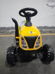 AIYAPLAY Elektrický dětský traktor s odnímatelným přívěsem, sedací traktor s lithiovou baterií, pedál na nohy, hudba, klakson, světlo, žlutá