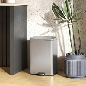 Koš na odpadky 20 litrů s pedálovým víkem s měkkým zavíráním, pedál, vyjímatelný vnitřní koš stříbrný, 34,2 x 30,6 x 44,2 cm