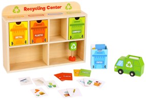 Dřevěné recyklační centrum Tooky