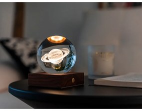 Tmavě hnědá LED stmívatelná stolní lampa z ořechového dřeva se skleněným stínidlem (výška 12 cm) Amber – Gingko