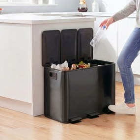 HOMCOM Odpadkový koš 3 x 15 l pedálový s víkem a nožním pedálem, nerezový odpadkový koš s vnitřním košem do obývacího pokoje a kanceláře 61,9 x 36,6 …