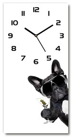 Wallmuralia Nástěnné skleněné hodiny Pes s martini 30x60 cm