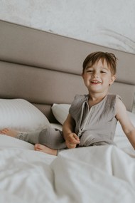 Sleepee Mušelínový spací pytel s nohavicemi TMAVĚ ZELENÝ Zvolte rozměr: M (3 - 4 roky)
