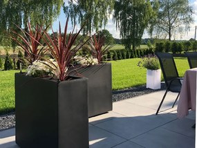 Květináč ELEMENTO, sklolaminát, šířka 88 cm, antracit, na kolečkách