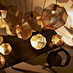 Tom Dixon Etch závěsné světlo, geometrie, mosaz