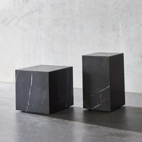 Odkládací stolek Plinth Cubic, Black Marble – AUDO COPENHAGEN