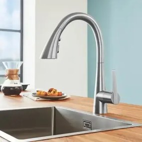 Grohe - Dřezová baterie s výsuvnou sprškou, supersteel