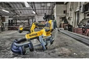 Aku pásová pila 18V bez aku DeWALT DCS378N
