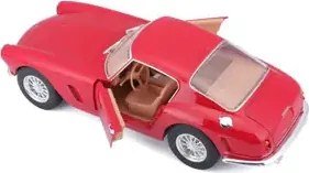 Bburago RACE+PLAY Ferrari 250 GT Berlinetta Passo Corto červená / 1:24