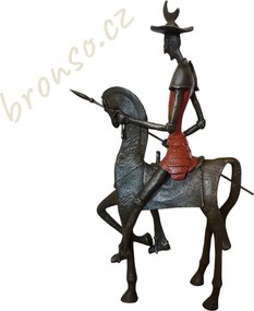 Don Quijote na koni – bronzová socha rytíře ve stylu Salvadora Dalího