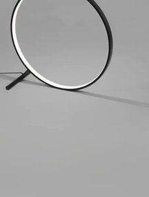 Designová stojací lampa Hola